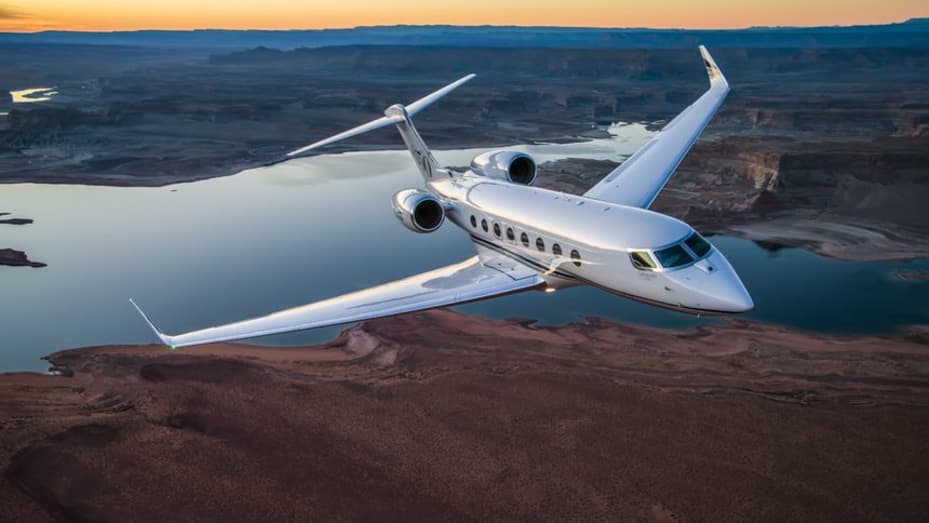 Starlink Aviation is bringing SpaceX's satellite internet service into ...