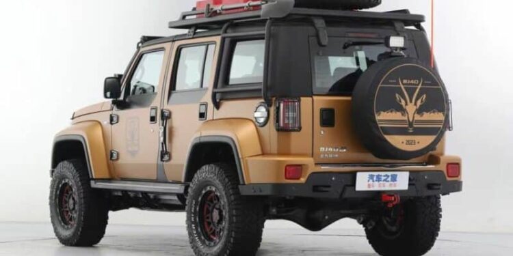BAIC introduces a new BJ40 model - TechX Pakistan