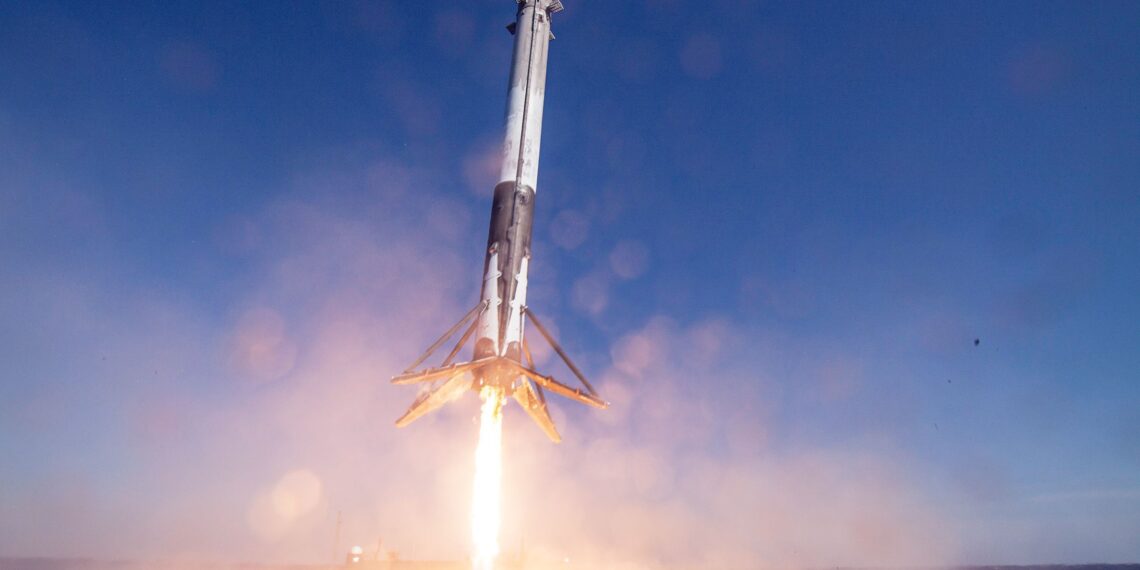 SpaceX launched NASA’s project to deploy lunar flashlights - TechX Pakistan